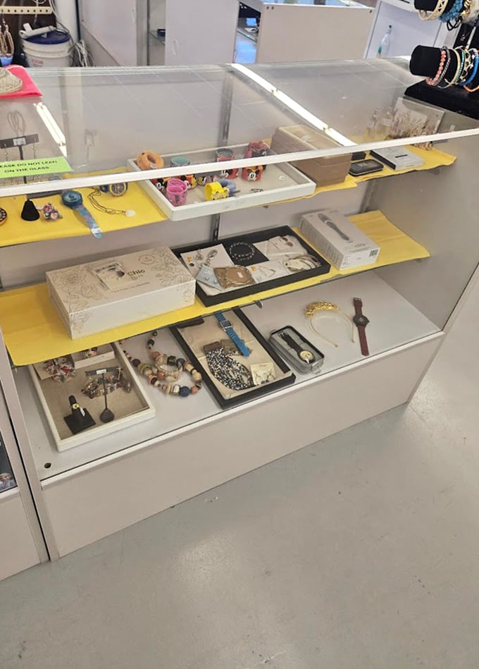 Jewelry cases that prove one person's "last season" is another's "just discovered treasure." Affordable elegance behind glass.