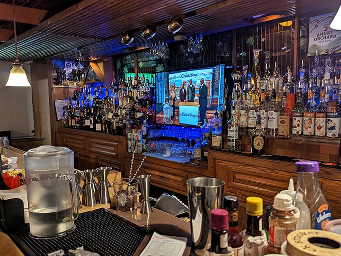 A bar stocked with everything needed to wash down that legendary ribeye. The bartenders here could write a book on Ohio's drinking preferences.