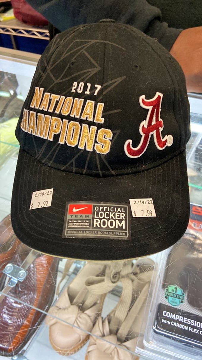 Championship merchandise at champion prices! This Alabama cap still has its official tags—someone's loss becomes your team spirit gain.