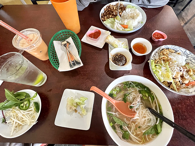 Real diners enjoying real food in a real moment—this is what happens when a restaurant gets everything exactly right every single time.