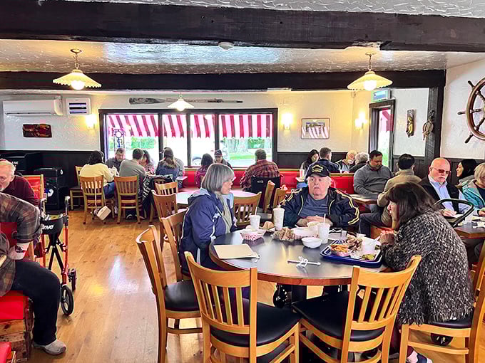 Where locals and tourists unite in the universal language of "mmm." Some relationships are built on less than a shared love of fried clams.