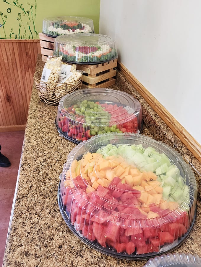 Fresh fruit platters that remind you vegetables aren't the only healthy option – these colorful arrangements practically scream "Virtue without sacrifice!"