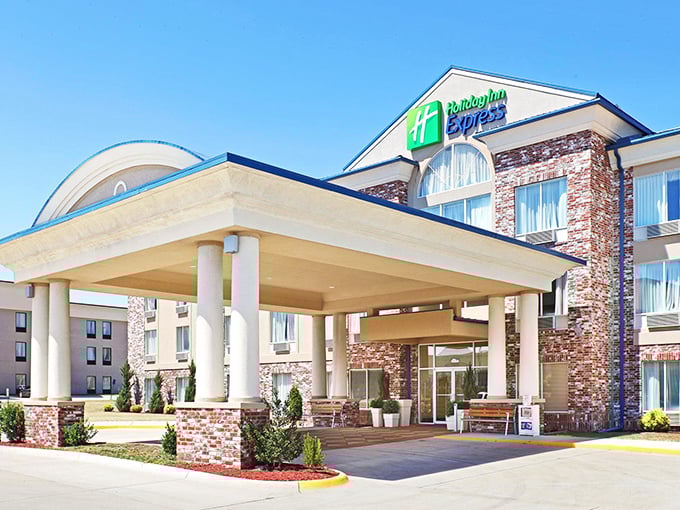 Even chain hotels try harder in Mountain Home, dressing up in stone and columns like they're going to Sunday service.