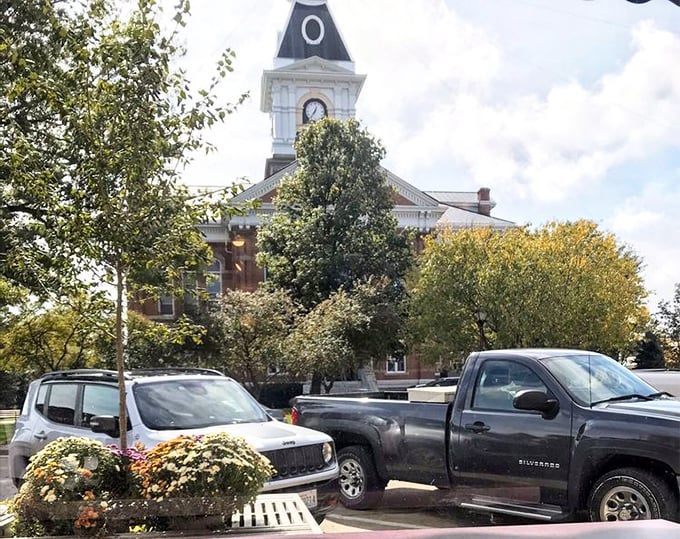 Small-town charm extends beyond the café doors to Clarinda's picturesque courthouse square setting.