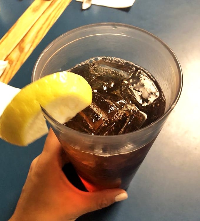 Sweet tea with lemon – the house wine of the South. One sip and you're officially on Kentucky time, where conversations flow as smoothly as the refills.