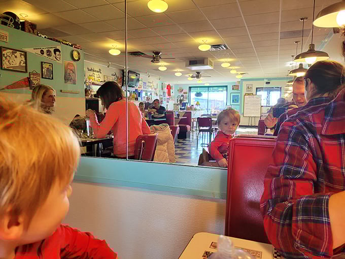 Families gather in these booths to solve the world's problems over pancakes – creating memories that taste like maple syrup and coffee.