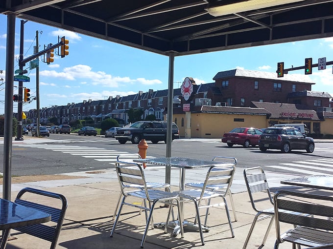 Al fresco dining, Philly-style—where the soundtrack of city traffic somehow makes your sandwich taste even more authentically urban.
