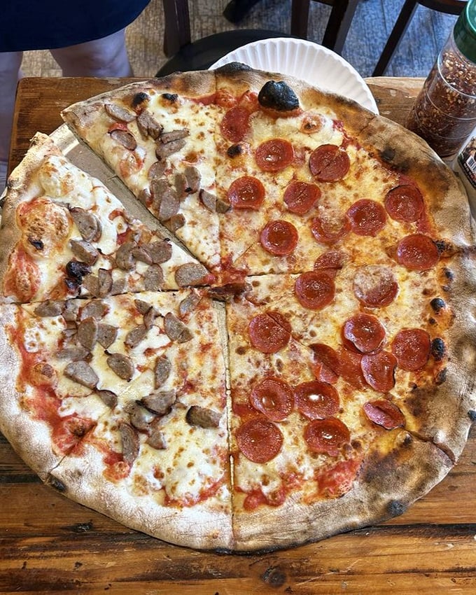 Half sausage, half pepperoni – the pizza equivalent of having your cake and eating it too. Decision-making made delicious.