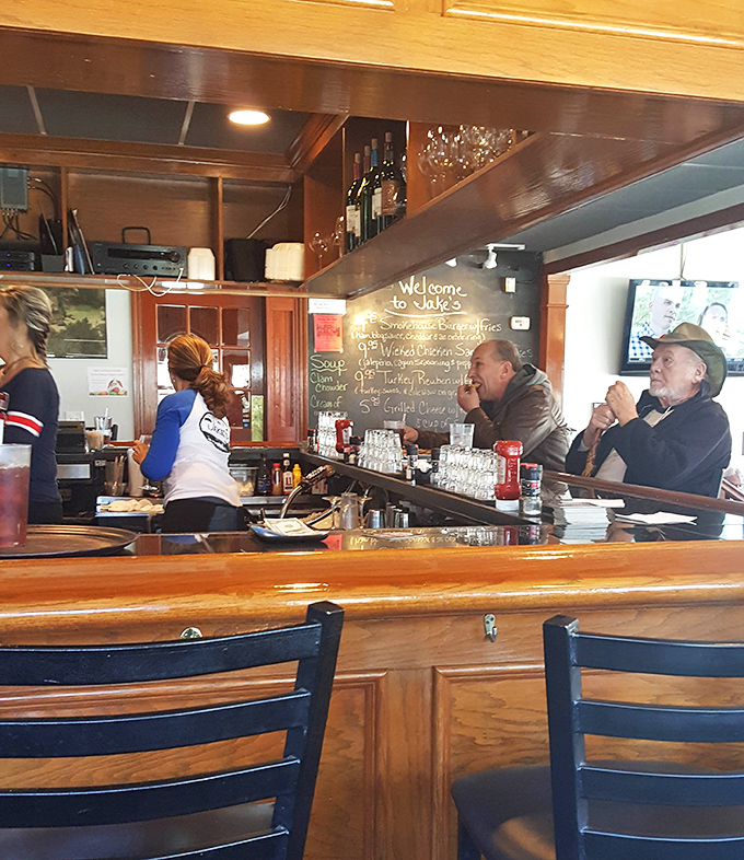 "Welcome to Jake's" isn't just written on the chalkboard—it's demonstrated by staff who treat regulars like celebrities and newcomers like regulars.