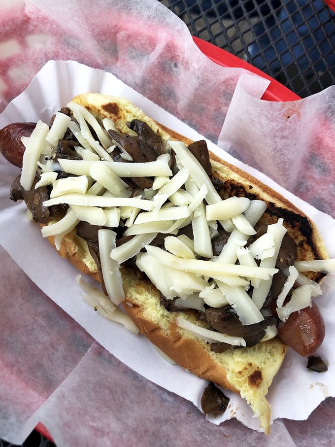 The Syra showcases the magic of mushrooms and Swiss – earthy, creamy, and utterly irresistible on a snappy all-beef canvas.