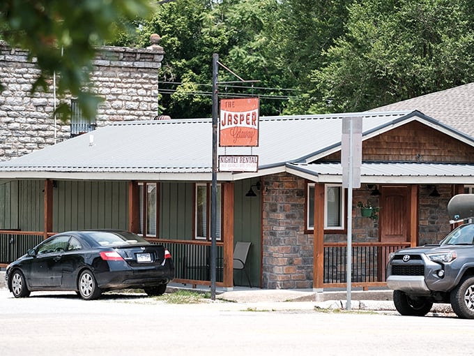 The Jasper Getaway promises exactly what it says – your escape hatch from the ordinary.