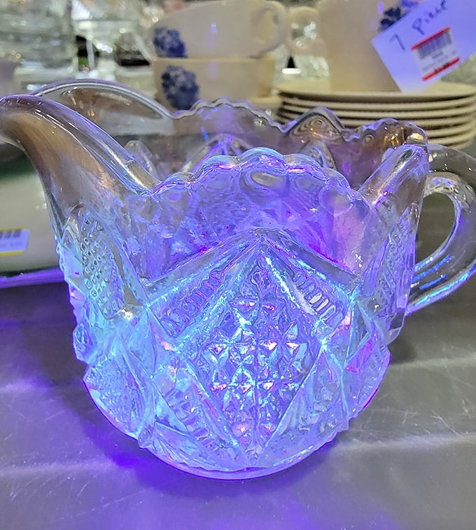 This isn't just depression glass—it's a time machine. One punch bowl away from transforming your modern gathering into a scene from The Great Gatsby.