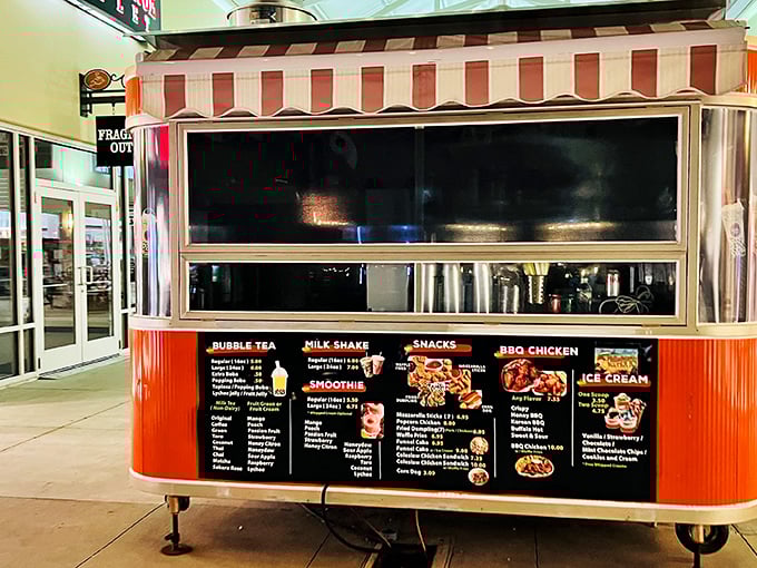 Food carts offer quick culinary pit stops for shoppers whose hunger threatens to derail their mission of maximum savings. 