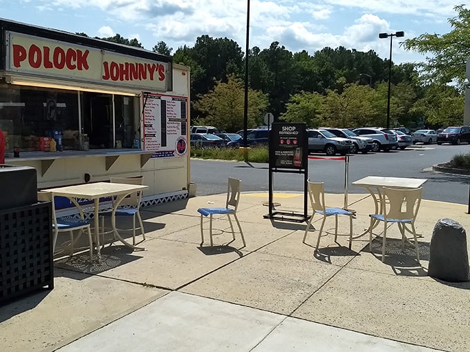Polock Johnny's food stand—where shopping fuel comes in the form of classic American fare. The perfect pit stop between credit card swipes.