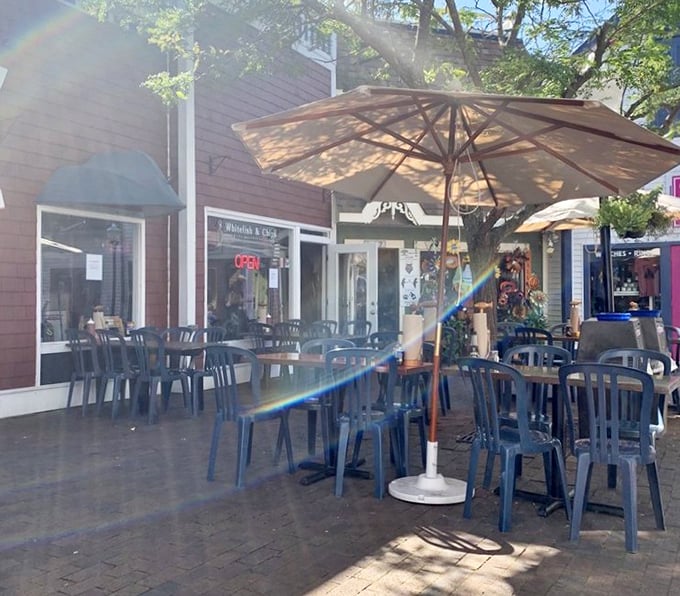 Sunshine, fresh air, and the anticipation of Great Lakes seafood—the outdoor patio offers a perfect trifecta for summer dining in Mackinaw City.