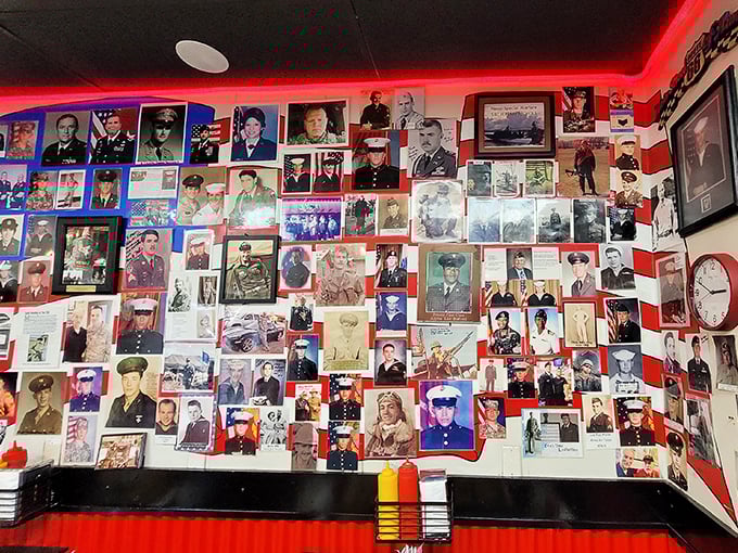 The wall of heroes – Sid's pays tribute to veterans with a photo gallery that reminds us who really deserves our admiration.