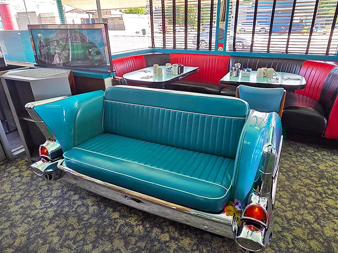 Not just any booth – that's a converted classic car where you can enjoy your meal while pretending you're in American Graffiti.