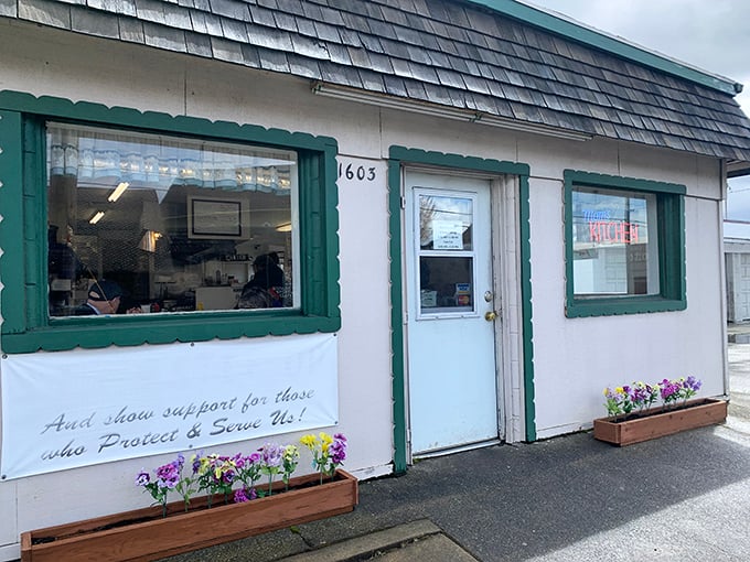 Mom's Kitchen delivers exactly what the name promises: comfort food that feels like a warm hug.