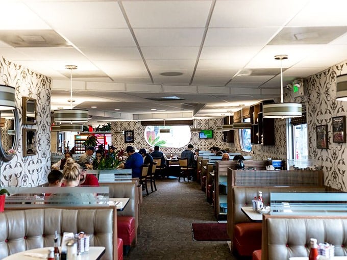 The dining room hums with conversation and the occasional "mmm"—a symphony of satisfaction conducted by hungry patrons.