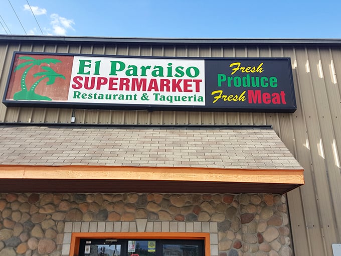 El Paraiso brings vibrant flavors to rural Indiana, proving good tacos know no geographic boundaries.