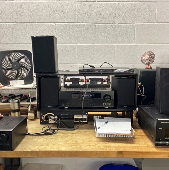 An audiophile's playground of vintage electronics. That turntable has probably spun more Fleetwood Mac than today's streaming services combined.