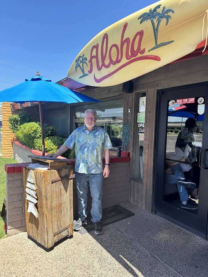 The front counter showcases fresh lemonade and small-town hospitality, where ordering feels like visiting your favorite neighborhood friend.