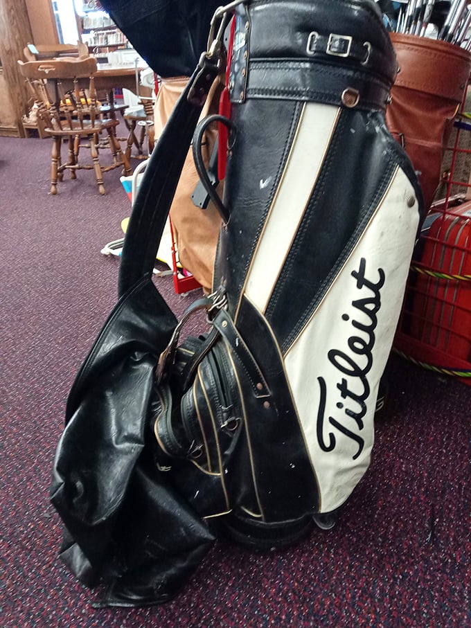 A Titleist golf bag with personality to spare. For the price of a single green fee, you could walk the fairways with this vintage caddy companion.