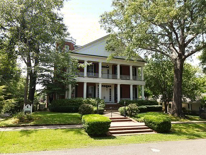Southern elegance personified – this stately home houses the Gone With the Wind Museum, where Scarlett O'Hara's drama lives on without the problematic parts.