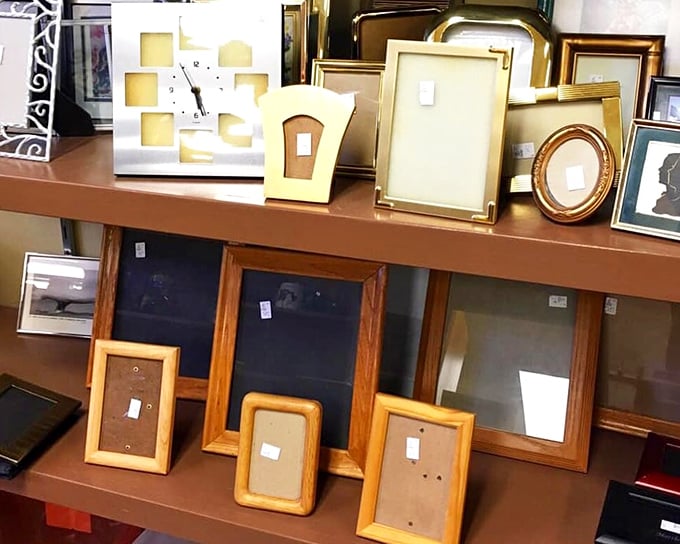Picture frames galore—because your memories deserve better than sitting in your phone. That gold one would make even a grocery list look fancy.