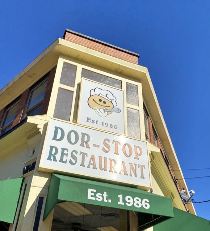 That cheerful chef logo has witnessed decades of satisfied smiles—a beacon of breakfast hope on Dormont's busy streets.