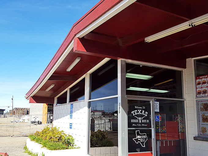 Texas Burger stands as delicious proof that sometimes the best food comes from places where the napkins are plentiful and the pretension is nonexistent.