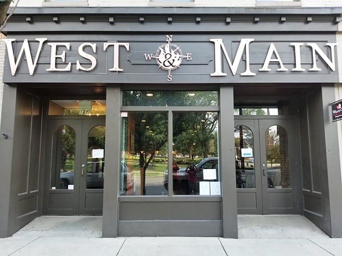 West & Main welcomes visitors to Warren's dining scene, where local restaurants serve satisfying meals at prices that respect fixed incomes.