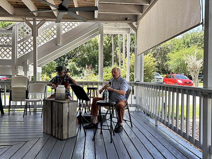 Live music on the porch adds the perfect soundtrack to your meal—because in Florida, even breakfast deserves its own background music.