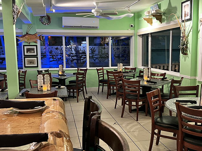 Evening at the Lazy Lobster—where the lighting is as flattering as the food is satisfying. Romance meets seafood in perfect harmony.