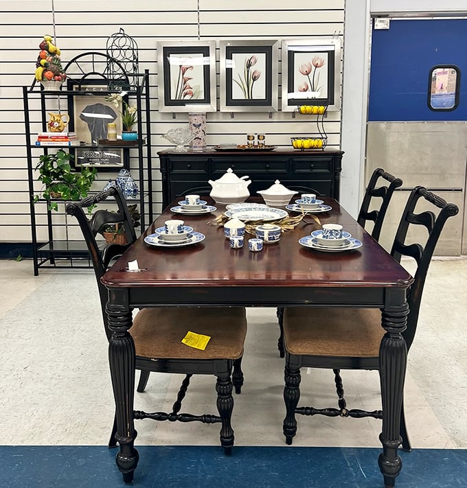 This elegant dining set awaits its next family gathering. Just imagine the stories it could tell—and the new memories you'll create.