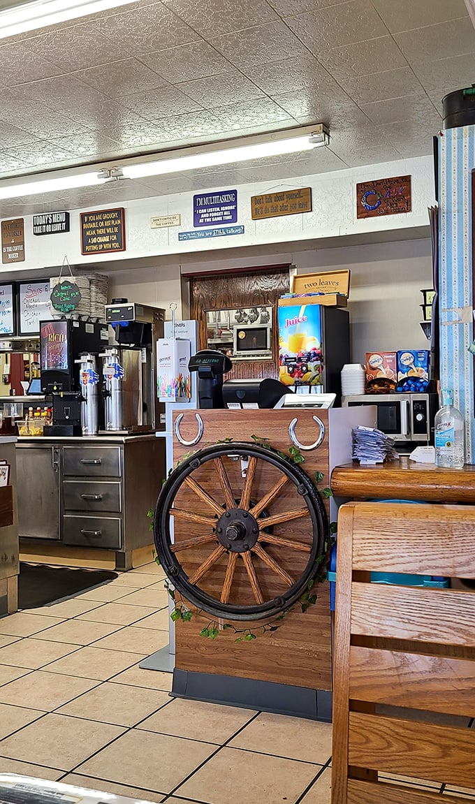 Wagon wheels and horseshoes aren't just decor—they're reminders that this is a place where hearty, trail-worthy meals are served daily.
