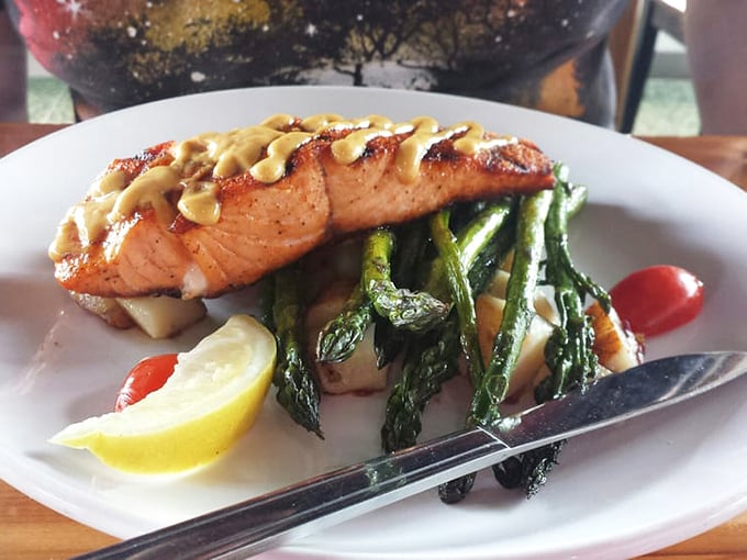 Who says salmon is just for dinner? This perfectly seared fillet with roasted asparagus proves breakfast and lunch boundaries were made to be broken.