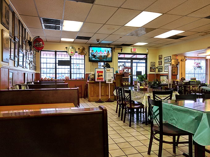 Simple tables, classic booths, and walls of fame—Interstate's interior design philosophy is "let the food do the talking."