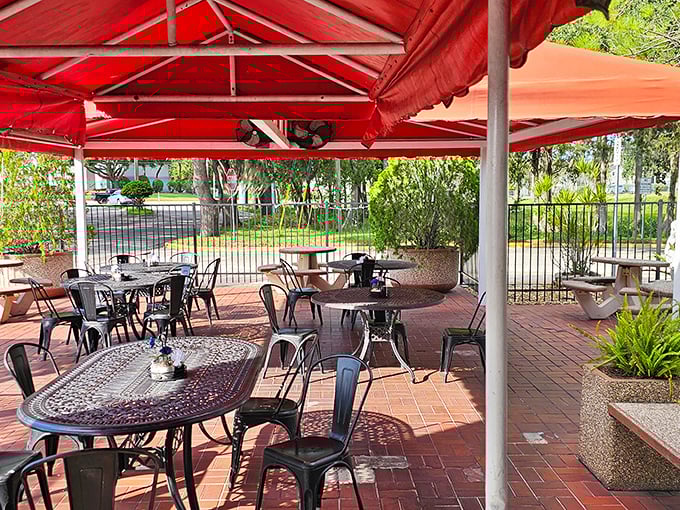 Florida sunshine meets New England flavor on this outdoor patio – where you can enjoy your lobster roll without a parka.