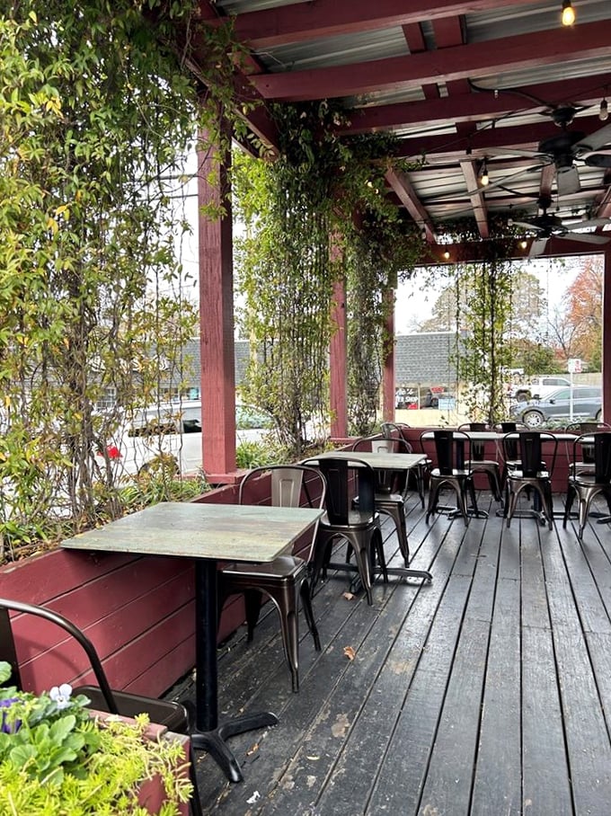 Outdoor seating wrapped in greenery offers fresh air with your French toast—because sometimes breakfast tastes better with sunshine.