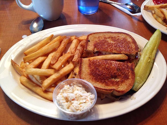 The patty melt: that perfect marriage of burger and grilled cheese that makes you wonder why we ever kept them separate.