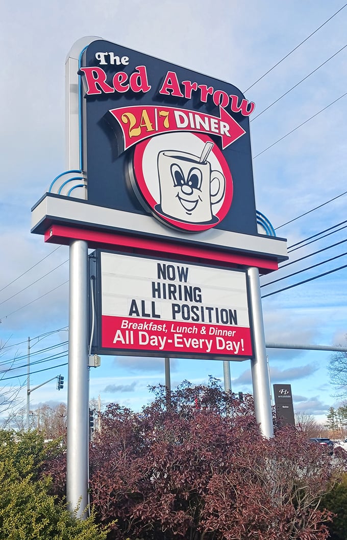 That smiling coffee cup mascot has witnessed decades of American history and still greets every guest with the same cheerful expression—if only we could all age so gracefully!