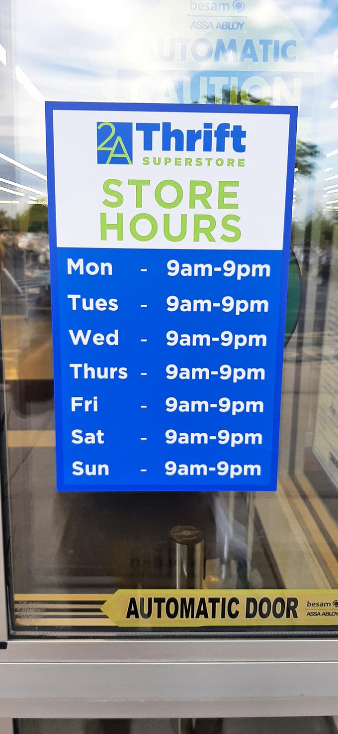 Open 12 hours daily, 7 days a week – 2nd Ave understands that the thrill of the hunt waits for no one.