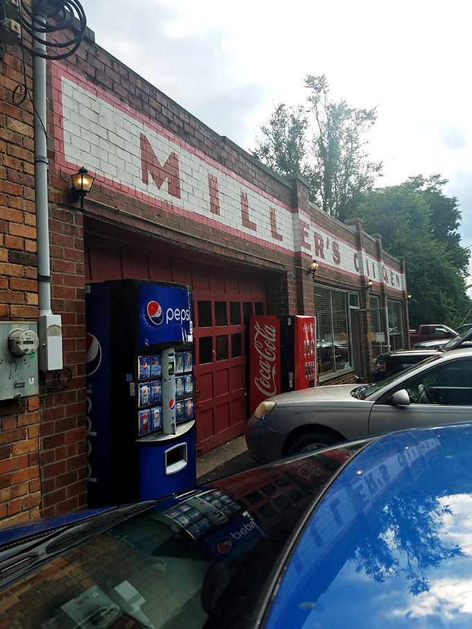 Even the exterior vending machines feel like a throwback to simpler times, when a cold soda was the perfect companion to hot, fresh chicken.