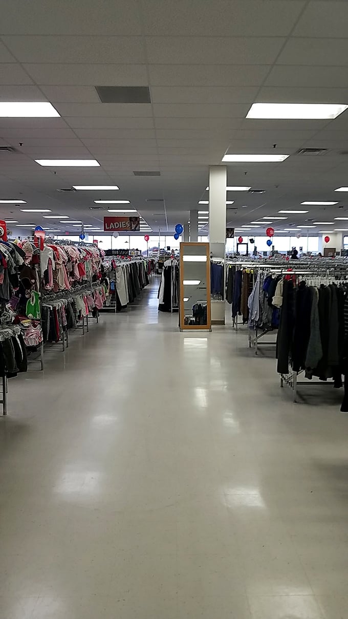 Wide aisles and clear signage make navigating this secondhand wonderland a breeze, unlike the chaotic jumble you might expect from a thrift store.