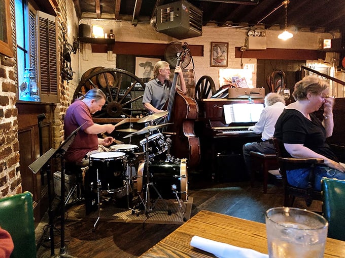 Live jazz fills the space, turning dinner into an event without trying too hard.