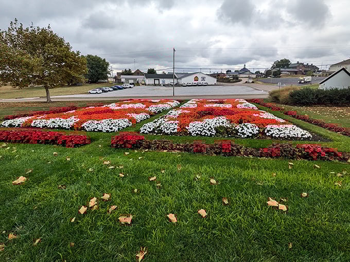 Even the flower beds outside are perfectly arranged – a colorful preview of the attention to detail you'll find on your plate.