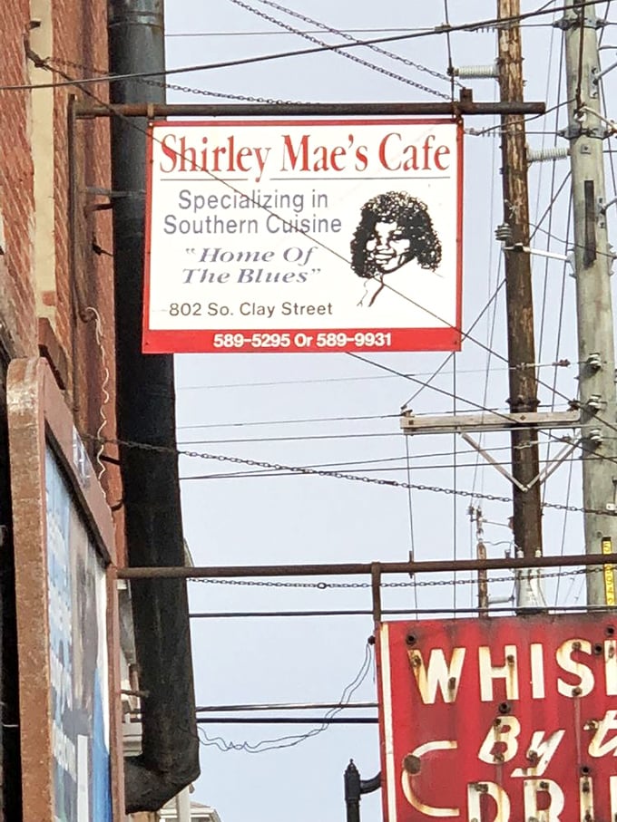 Home of The Blues proclaims the hanging sign, but after eating here, the only blues you'll feel is when your plate is empty. 