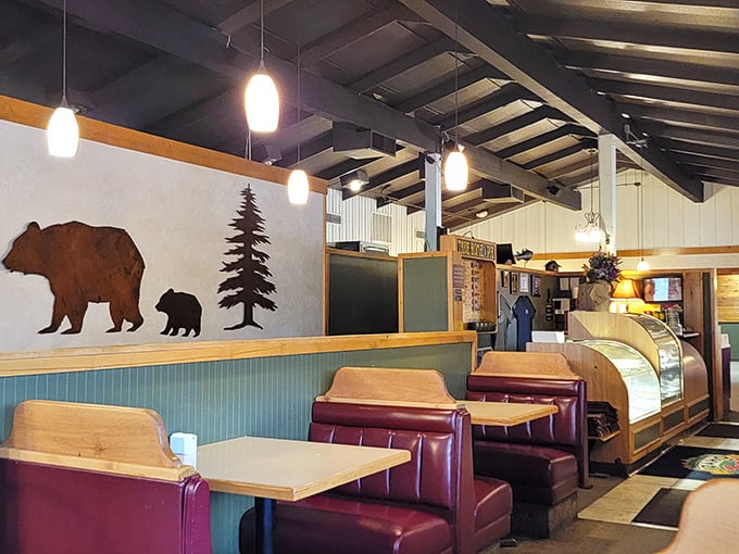 Idaho-themed décor that manages to be charming rather than kitschy – like the state itself, understated but memorable.