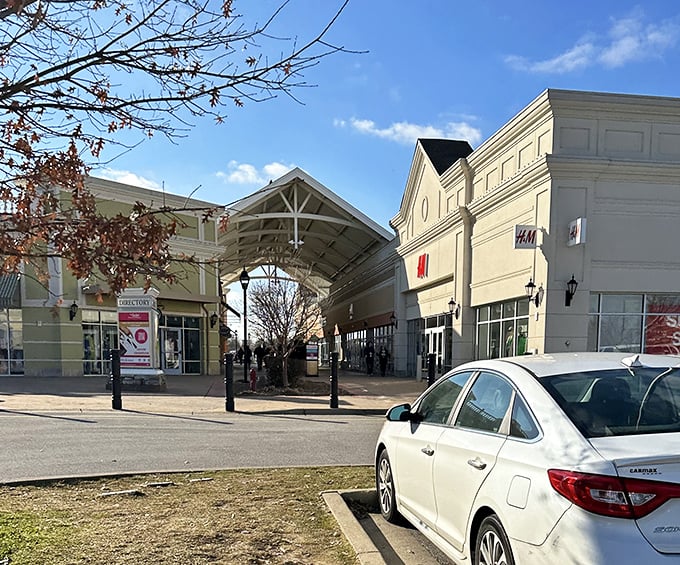 Architectural details and covered walkways create an inviting entrance—the retail equivalent of a welcome mat for your wallet.
